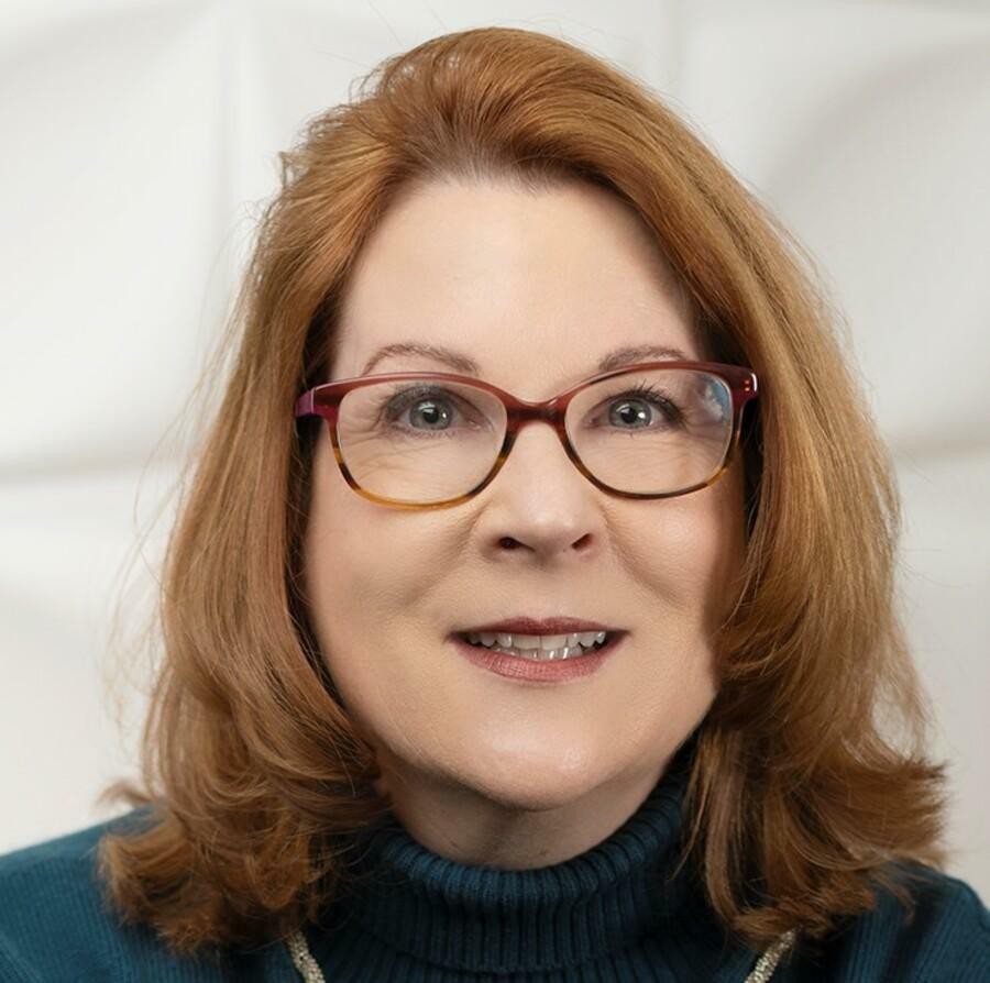 Meet Shawna Burkholder Life Strategist | Speaker | Mindset Trainer | Author